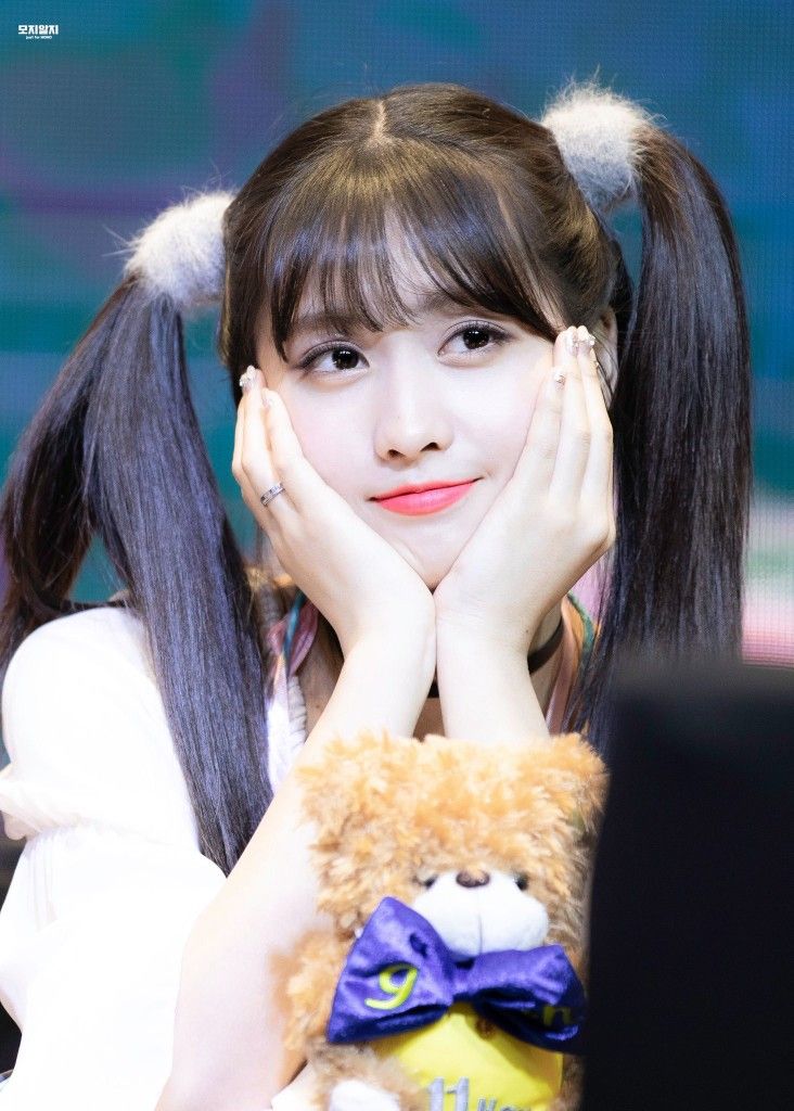 Twice Momo (Momo Hirai) Biography: Profile, Net worth 2025, Career ...